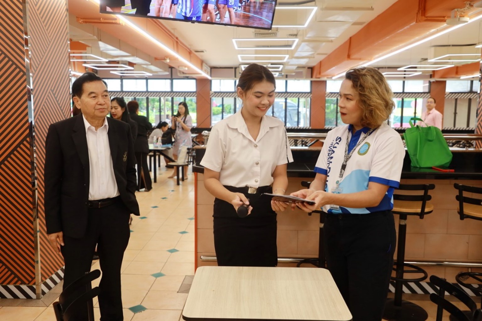 Suan Dusit University organizes the "Full Stomach, Active Brain"project ...